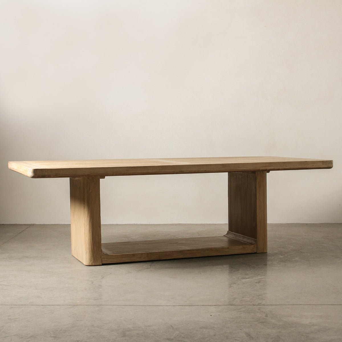 Verona Dining Table – Indigo Love Collectors